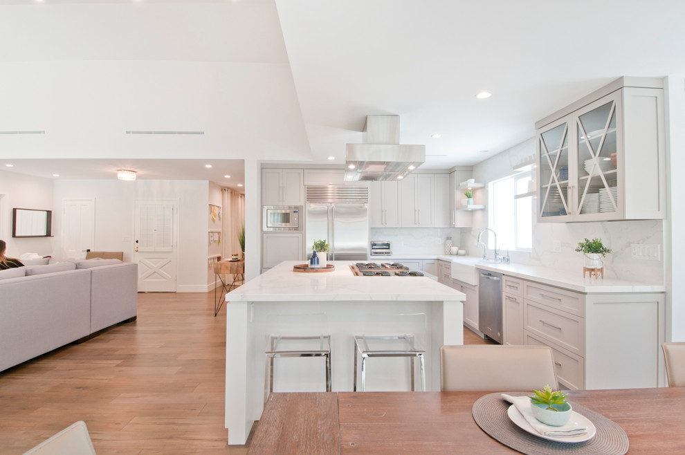 Encino- Traditional Open Concept Kitchen - Traditional - Kitchen - Los ...