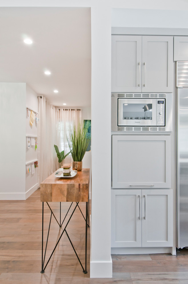Encino- Traditional Open Concept Kitchen - Traditional - Kitchen - Los ...