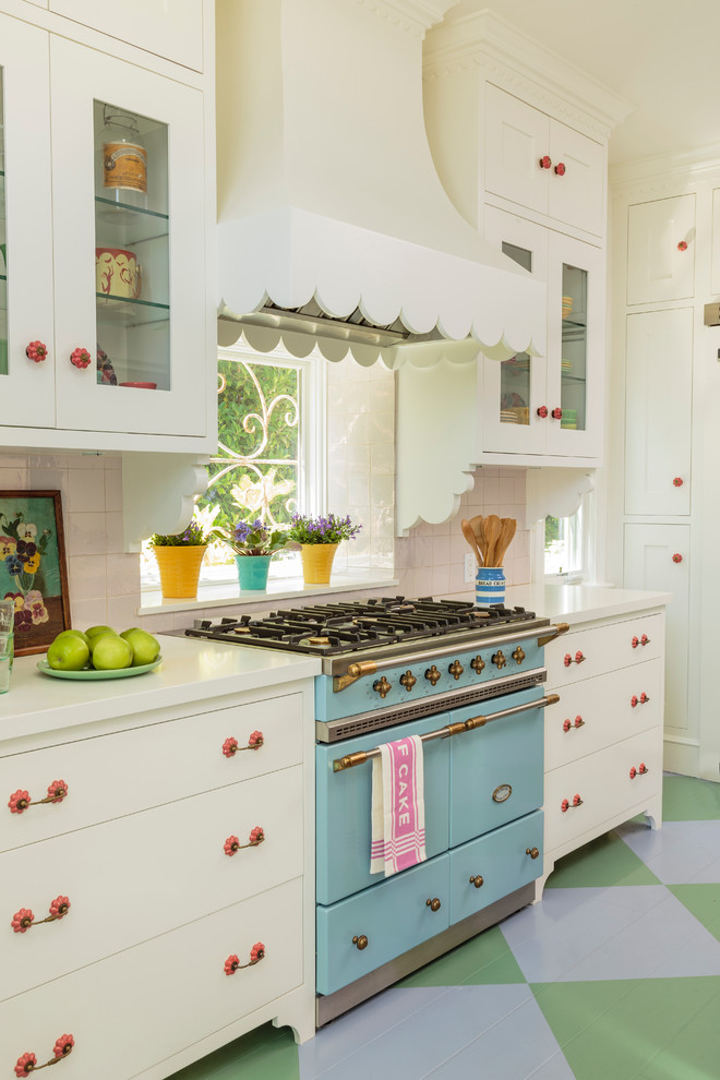 English Beach Cottage Kitchen - Beach Style - Kitchen - Los Angeles ...