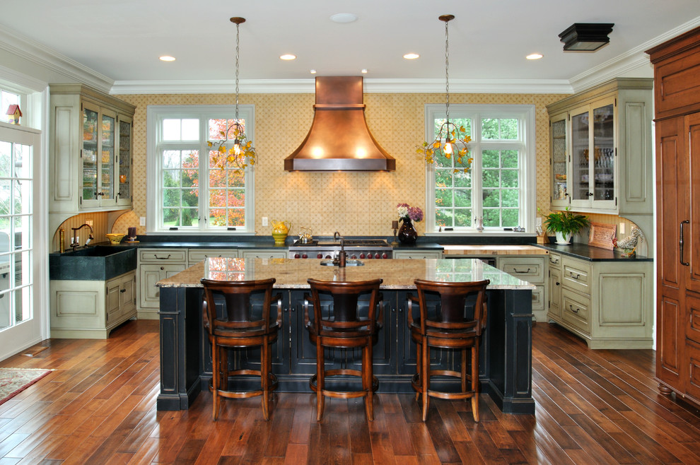 English Country Kitchen - Traditional - Kitchen - Philadelphia - by ...