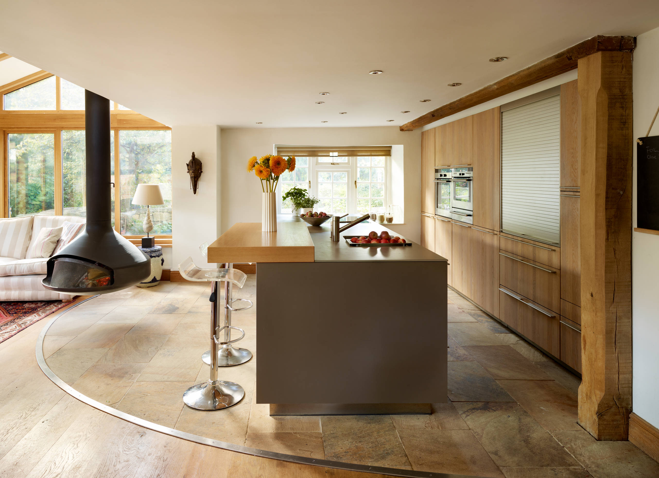 Cosy Up Your Kitchen With a Fabulous Fireplace | Houzz IE