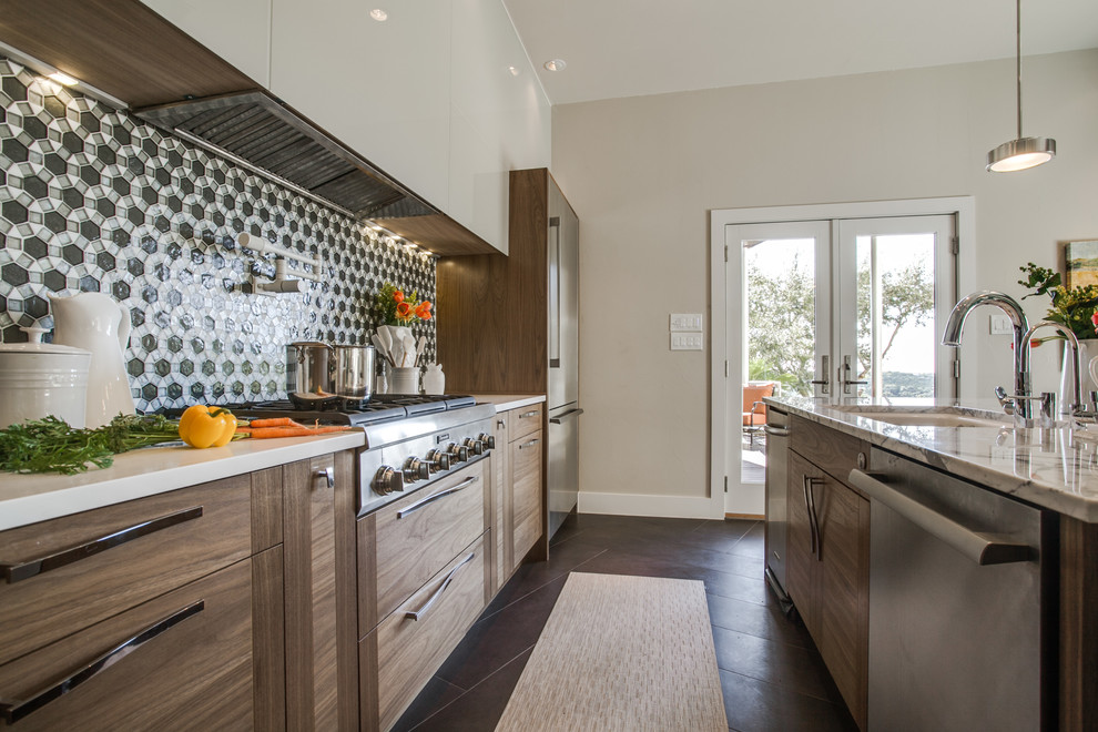 European Native - Contemporary - Kitchen - Houston - by Pink Door ...