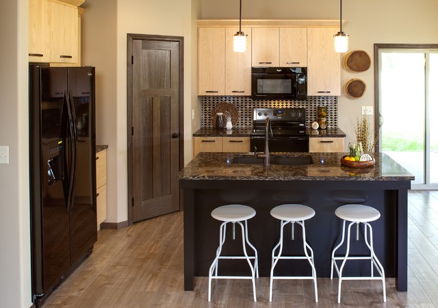 EVO Door style: Milan | Species: Maple | Finish: Natural - Kitchen ...