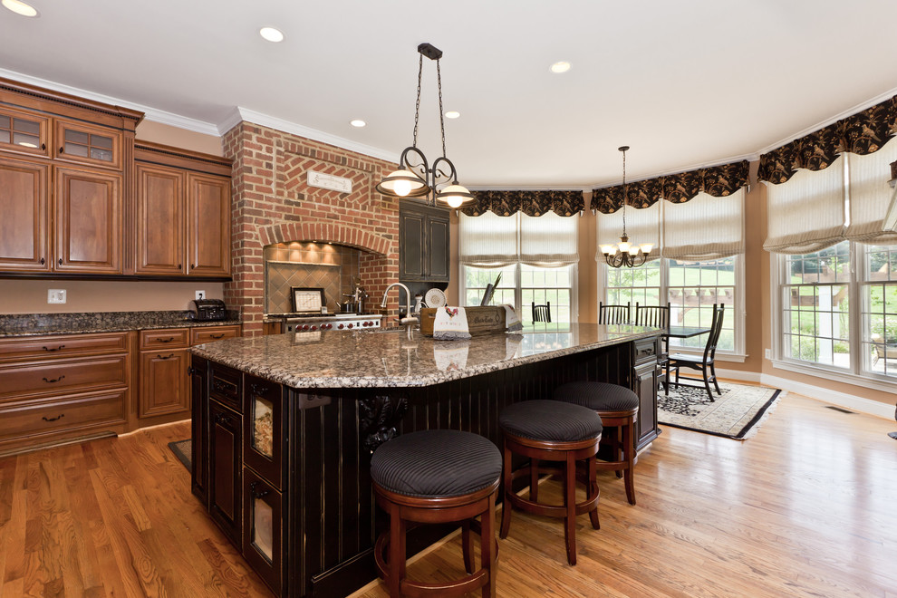 Expansive kitchen - Traditional - Kitchen - DC Metro - by Fairhaven ...