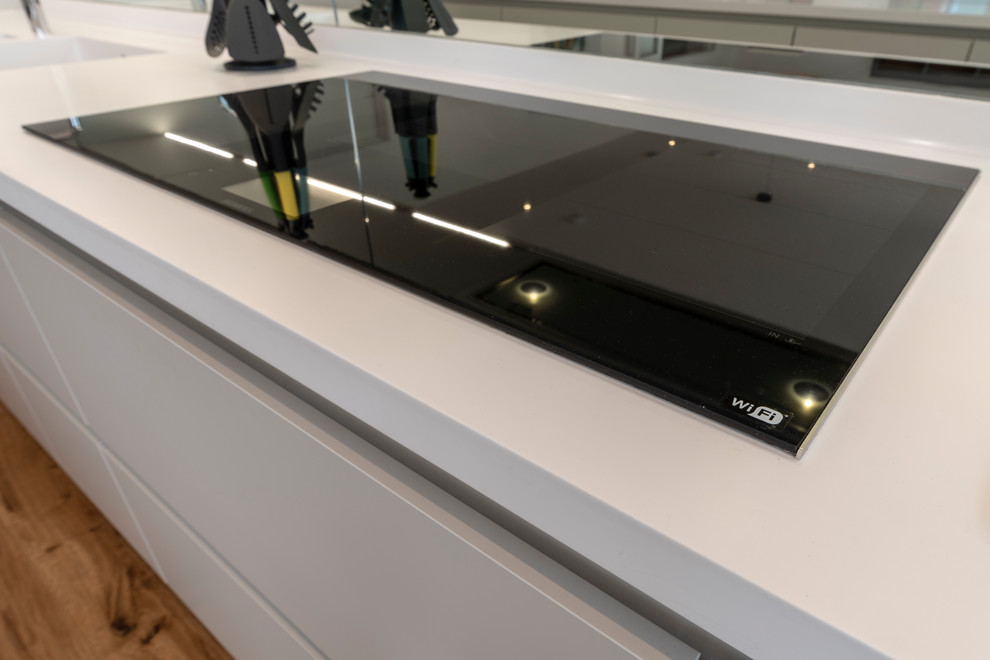 Expansive modern Kitchen/Family Room - Modern - Kitchen - Cheshire - by ...