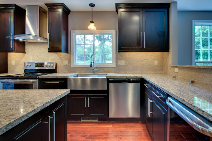 Expresso Maple - Traditional - Kitchen - Boston - by J&K Cabinetry | Houzz