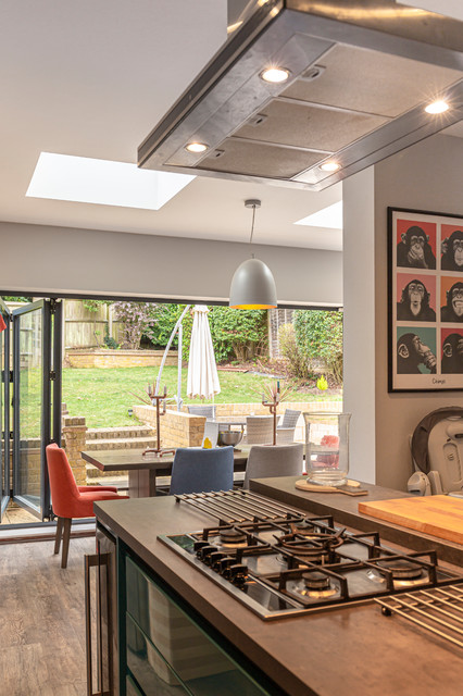 Extension - Kitchen to Patio with Large Bi-Fold door - Contemporary ...