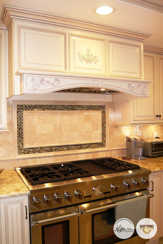 Fabuwood Kitchens Built By Filipe Custom Woodwork, Inc. - Contemporary ...