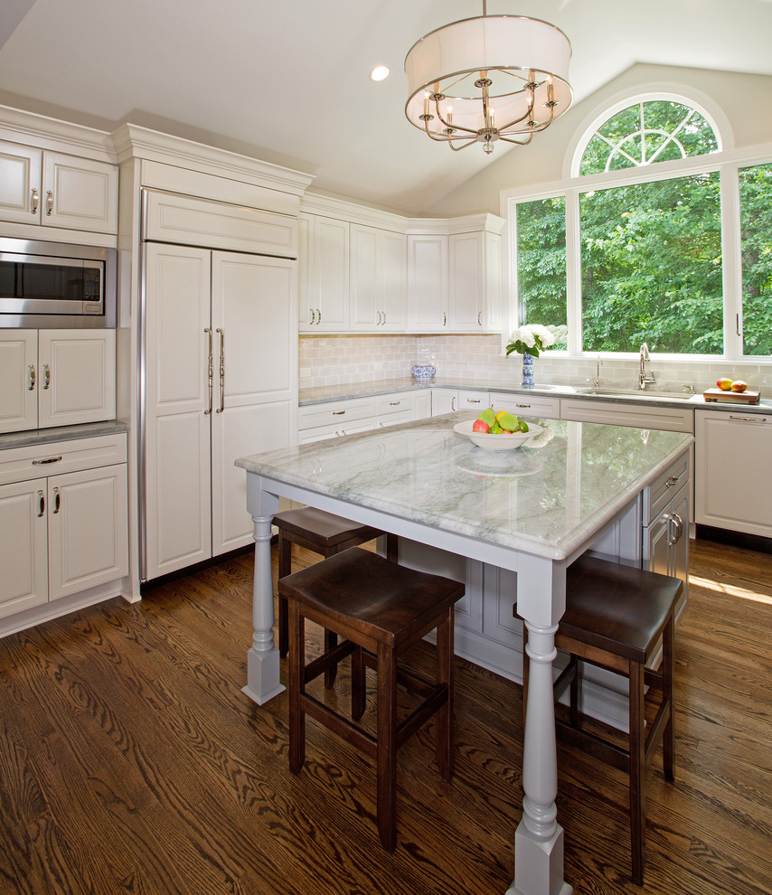 Fairfax Station Elegant Off-White Kitchen - Traditional - Kitchen - DC ...