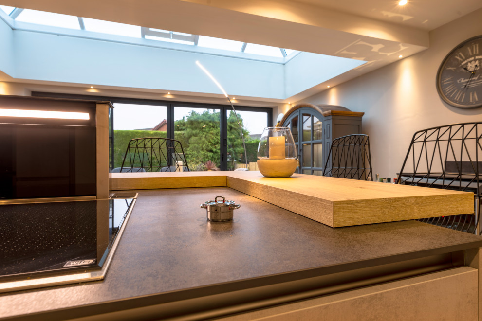 Family Room extension adds huge space to a bungalow - Contemporary ...