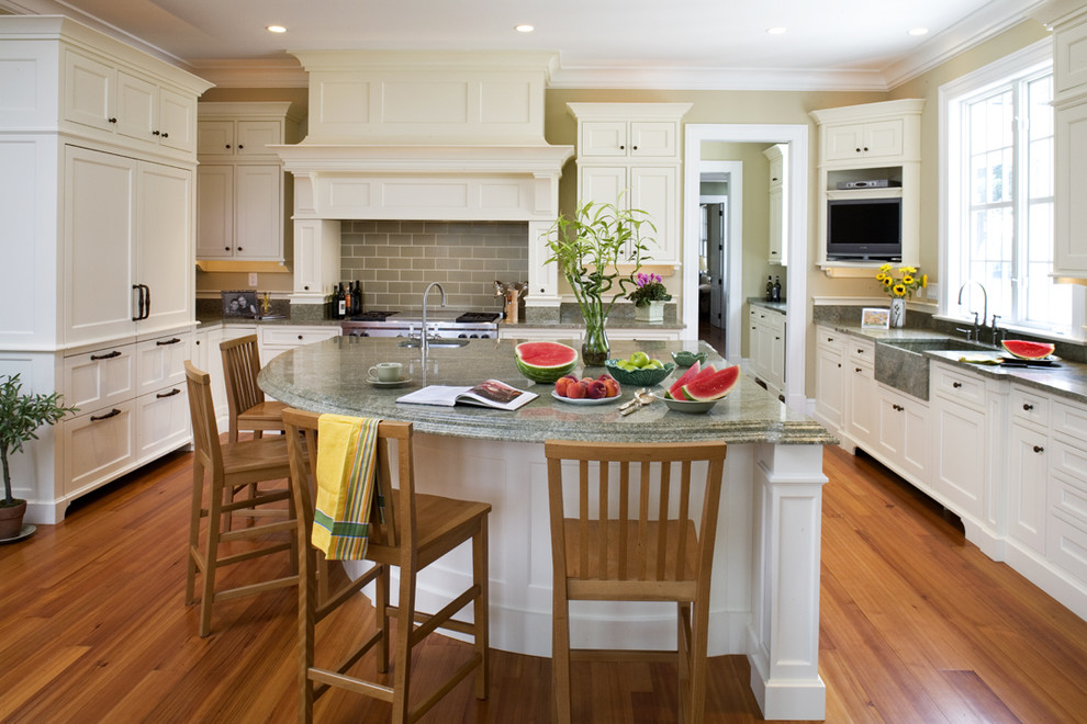 Farmhouse Kitchen - Traditional - Kitchen - DC Metro - by Bradford ...
