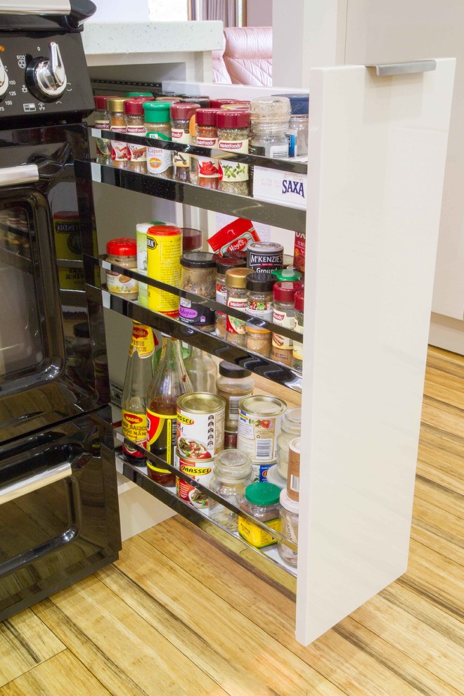 Ferntree Gully - Kitchen & Bar Buffet - Contemporary - Kitchen ...