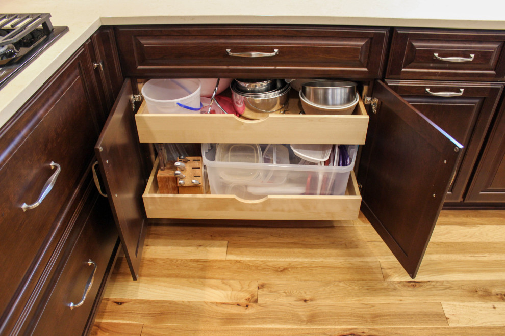 Fieldstone Cherry Kitchen with Caesarstone Quartz Countertops ...