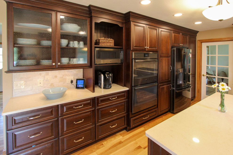 Fieldstone Cherry Kitchen with Caesarstone Quartz Countertops ...