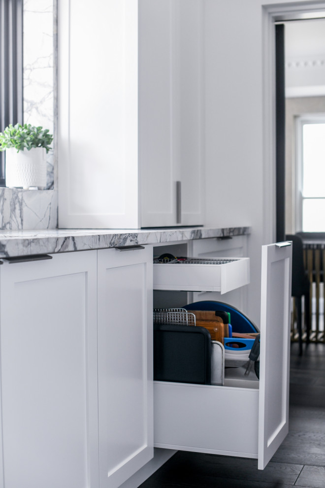 White Chopping Board Pull-out - Modern - Kitchen - Sydney - by Improva ...
