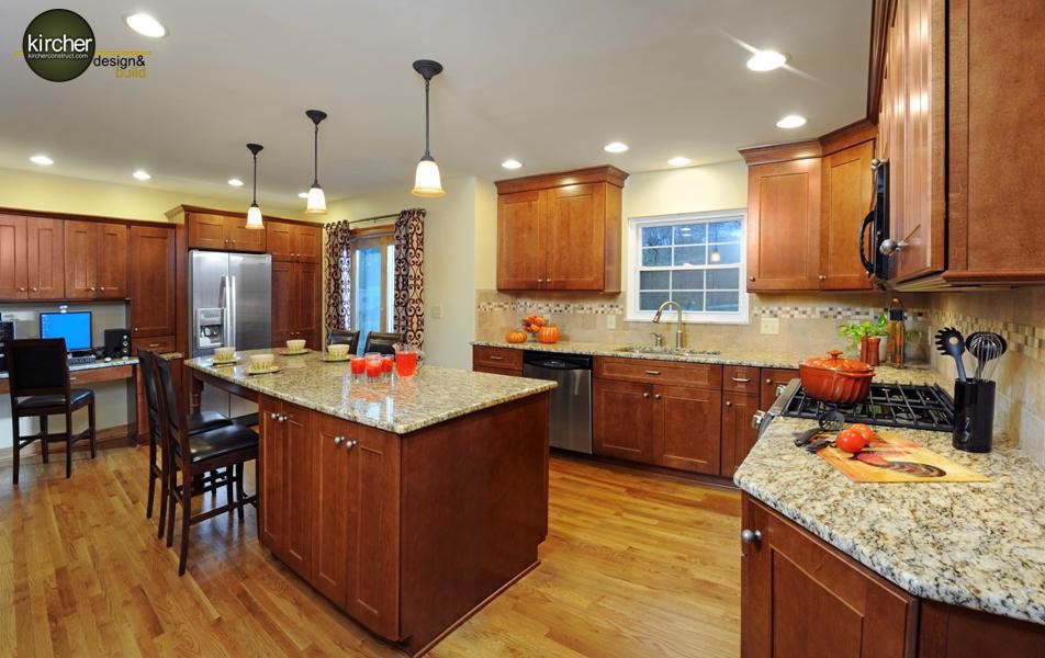 Fisher Residence - Traditional - Kitchen - Cincinnati - by Kircher ...
