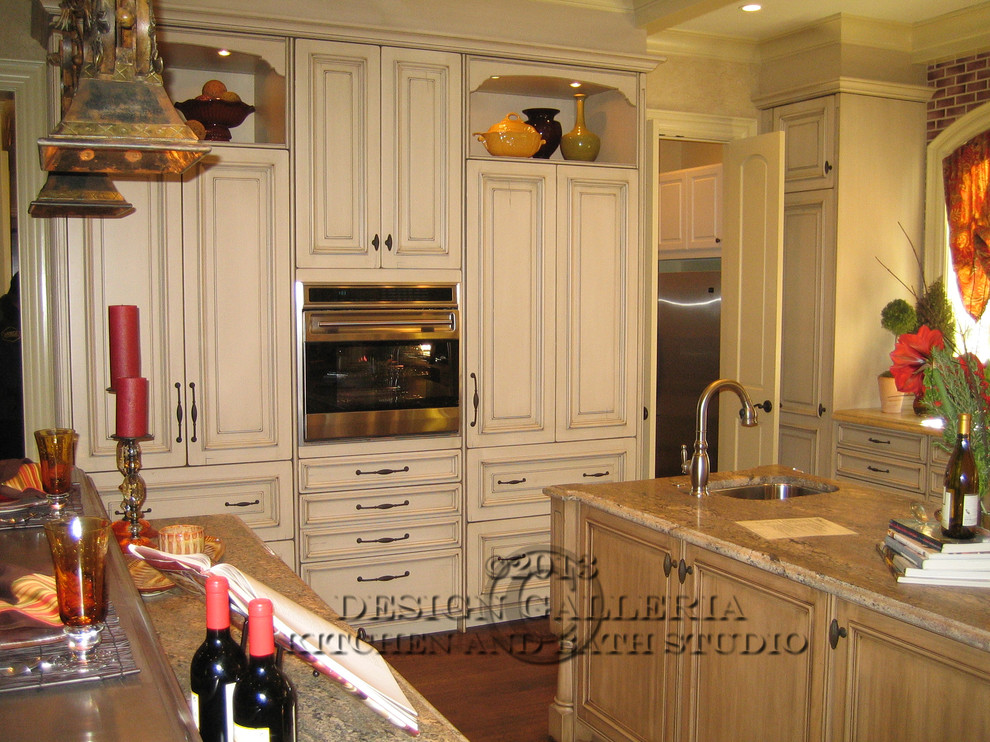Fit for a family - Traditional - Kitchen - Atlanta - by Design Galleria ...