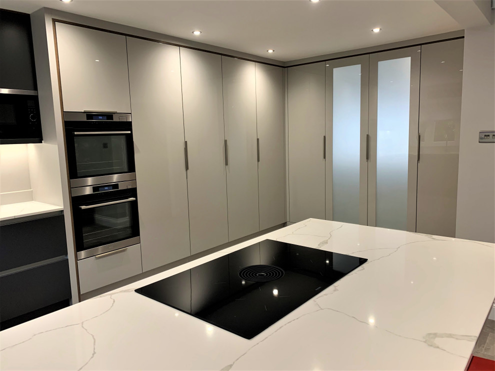 Floating Peninsula Concealed Utility - Contemporain - Cuisine - Autres ...
