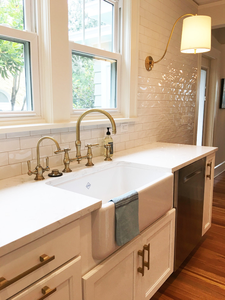 Florida Beach House - Beach Style - Kitchen - Tampa - by Carol Ferris ...