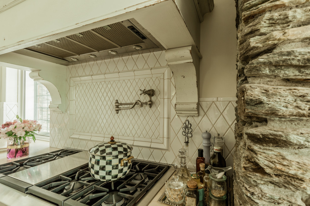 FRENCH PROVINCIAL KITCHEN DESIGN - Traditional - Kitchen - New York ...