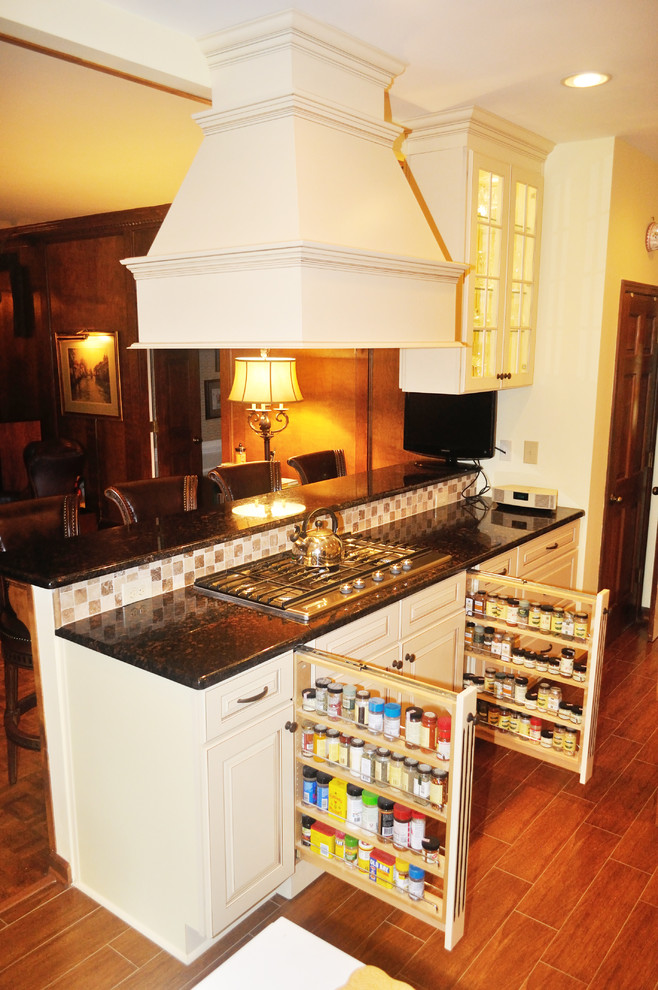 From An Enclosed Kitchen to A Bright and Welcoming One - Traditional ...