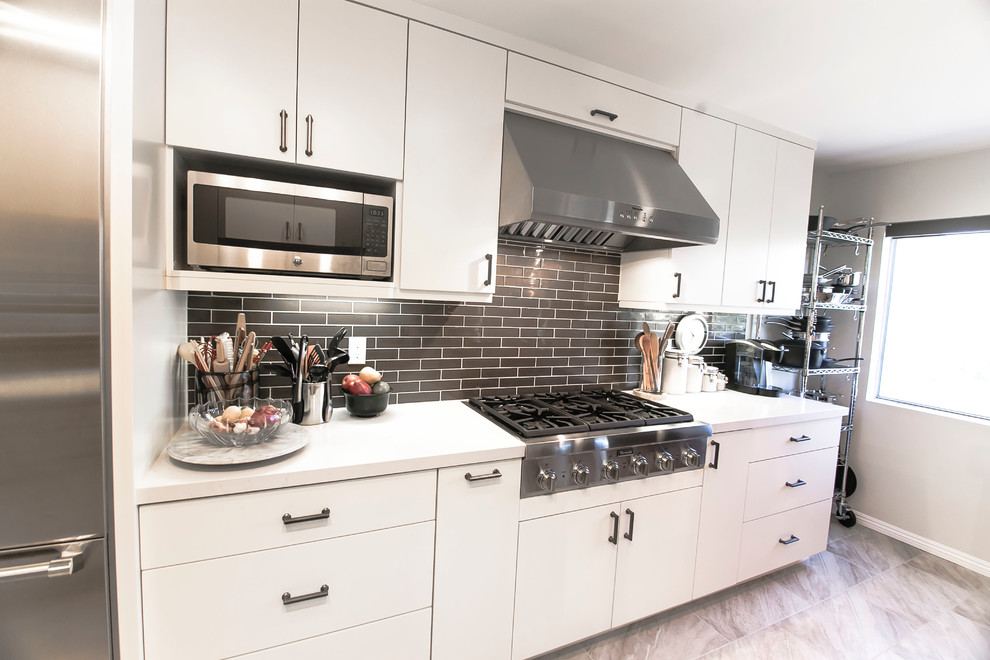 Frosty Carina Caesarstone counter tops - Modern - Kitchen - Los Angeles ...