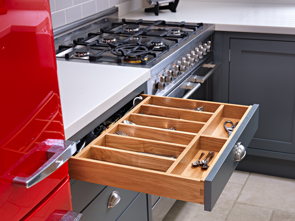 Fulham Traditional Kitchen - Traditional - Kitchen - London - by ...