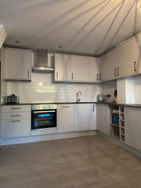 Full Flat Renovation in Putney - Contemporain - Cuisine - Londres - par ...