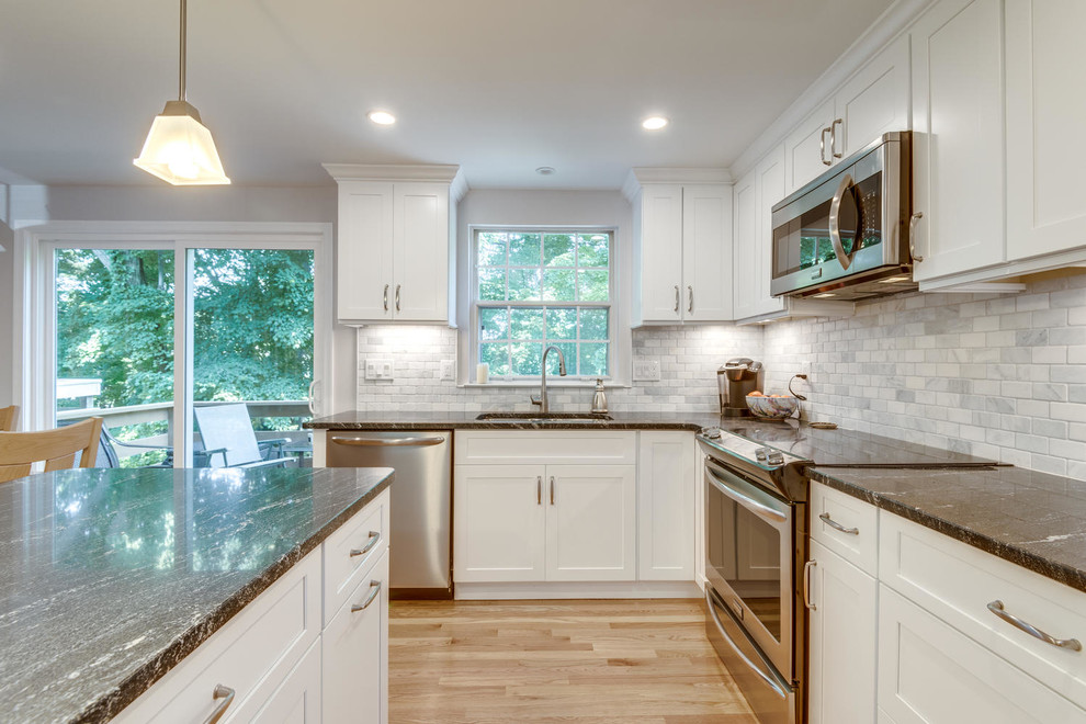 Kitchen Workbook: 8 Elements of a Farmhouse Kitchen