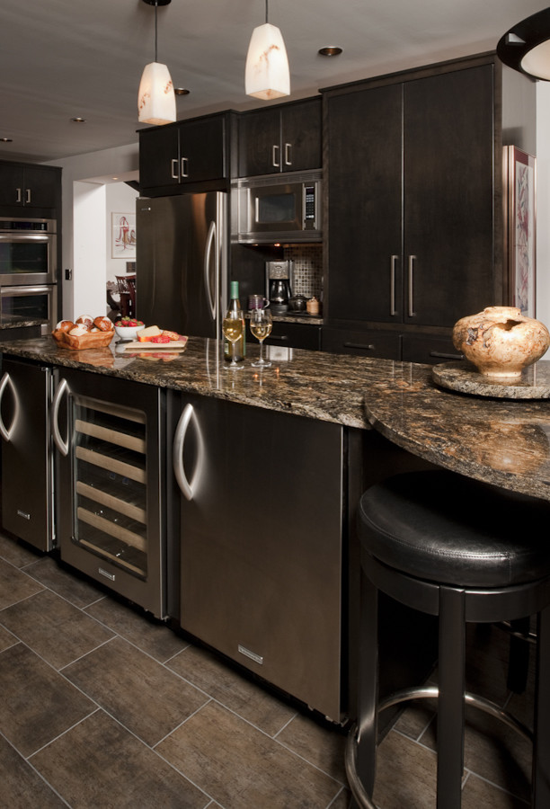 Fully Loaded - Contemporary - Kitchen - New York - by Artisan Kitchens ...