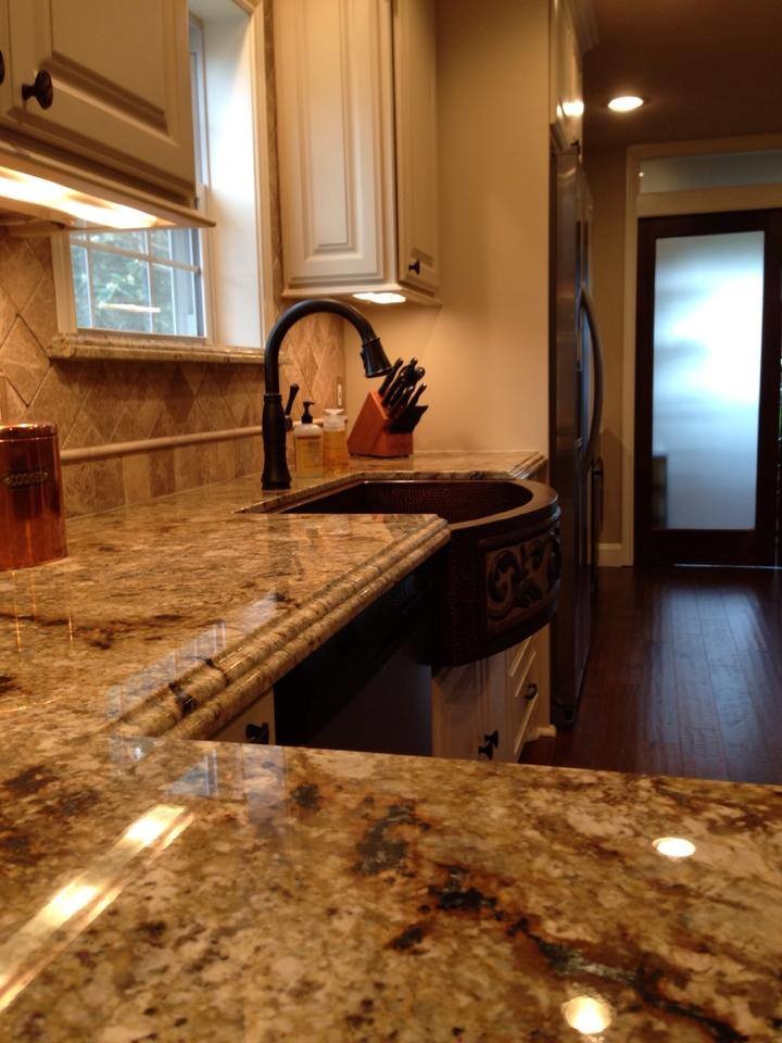 Fulshear Farmhouse Kitchen - Farmhouse - Kitchen - Houston - by Rhonda ...