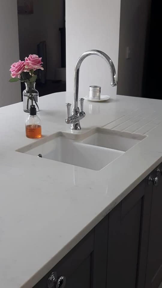 Fumo Bianco Quartz - Modern - Kitchen - West Midlands - by mistermarble ...