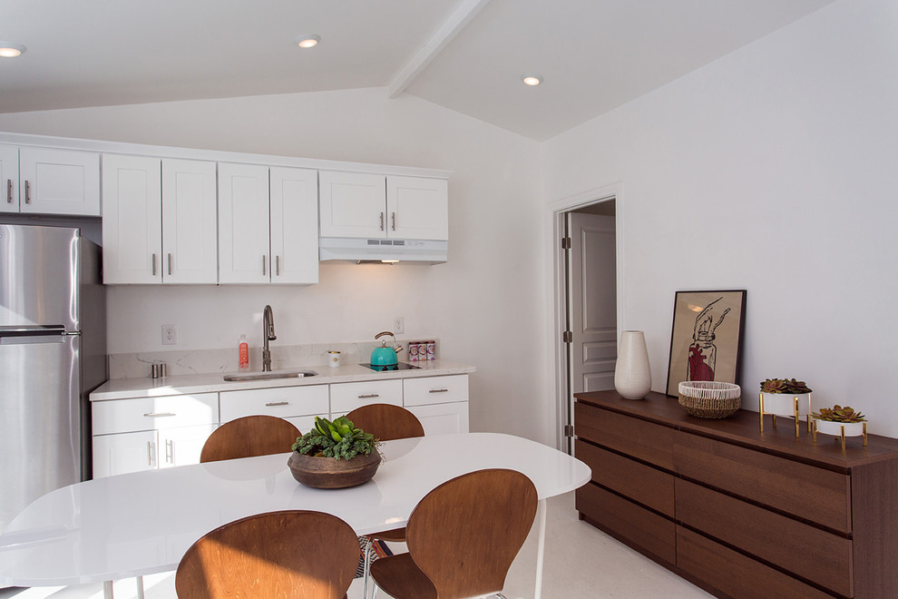 Garage converted into a studio in Los Angeles - Kitchen - Bilbao - by R ...