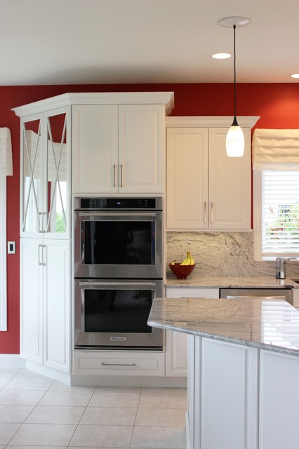 Geneseo, IL- Painted White Kitchen With Mirrored Cabinets and Full ...