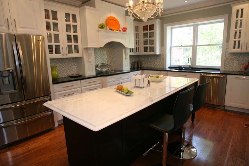 Georgetown Flip Flop - Traditional - Kitchen - DC Metro - by Signature ...