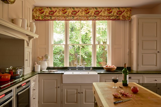 Georgian Inspired Kitchen - Traditional - Kitchen - Other - by Luxmoore ...