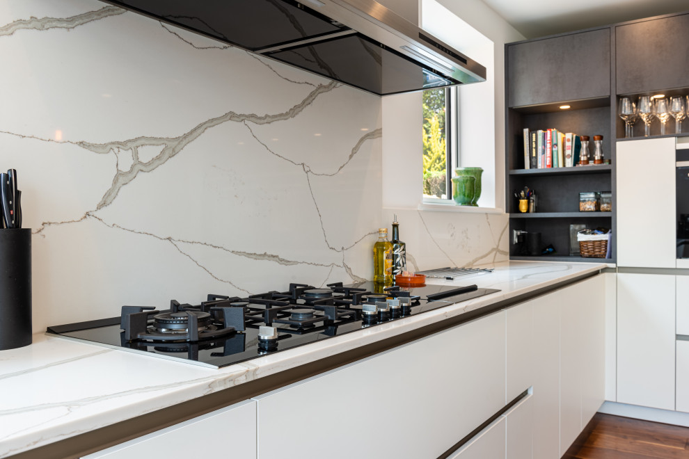 German-Bauformat Kitchen in Hertfordshire - Modern - Kitchen - London ...