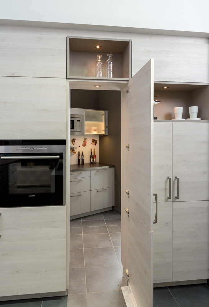 German Kitchen White Wood Grain - Modern - Küche - Essex - von Manor ...
