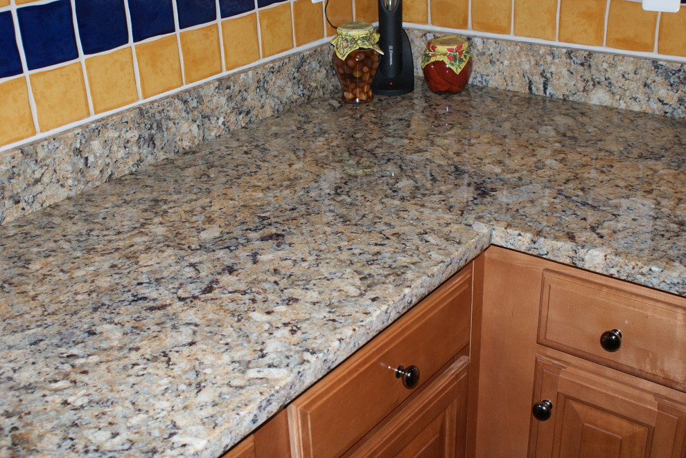 Giallo Napoleone - Contemporary - Kitchen - Richmond - by Classic ...