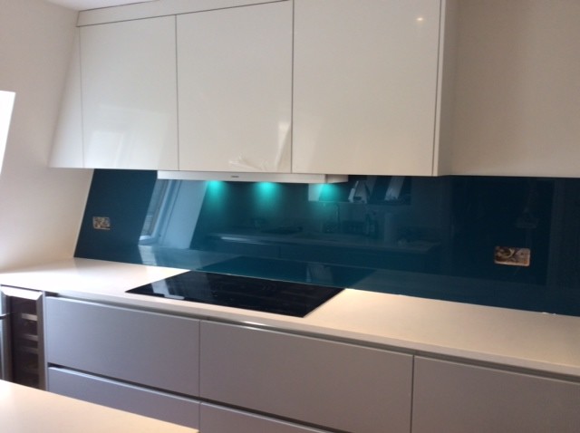 Glass splashback fitting - Modern - Kitchen - London - by LWK London ...