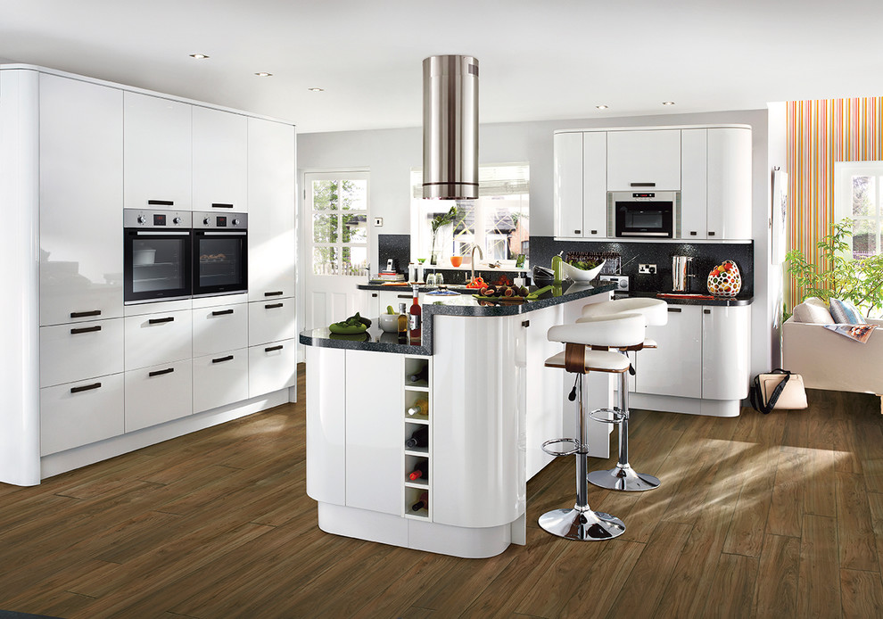 Glendevon White Kitchen - Contemporary - Kitchen - Other - by Howdens ...