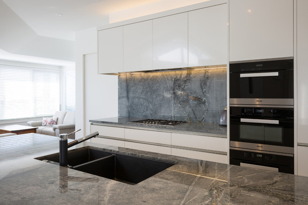 Glorious granite kitchen - Contemporain - Cuisine - Auckland - par ...