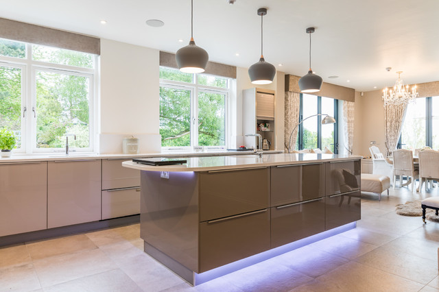 Gloss Kitchen Island Design - Modern - Kitchen - London - by LWK London ...