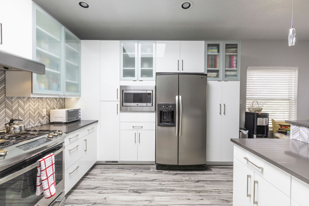 Godana- Modern Kitchen and Bathroom Remodel - Modern - Kitchen ...