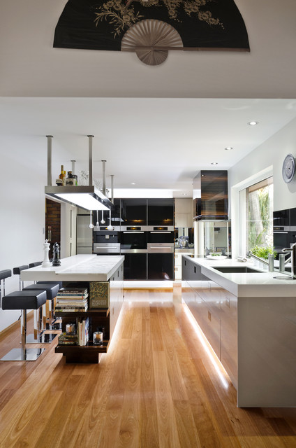 Gold Coast Kitchen - Contemporary - Kitchen - Brisbane - by Darren ...