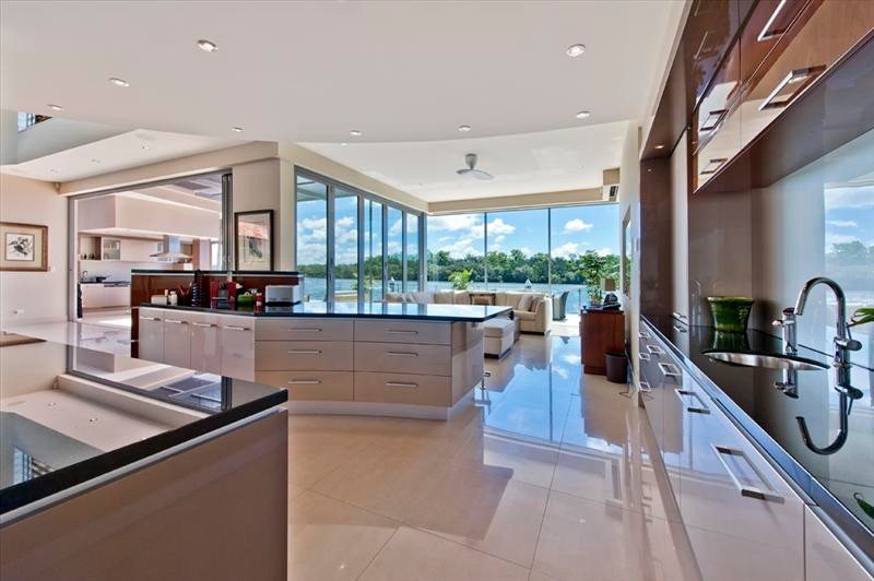 Gold coast New build - Modern - Kitchen - Brisbane - by D&M Interior ...