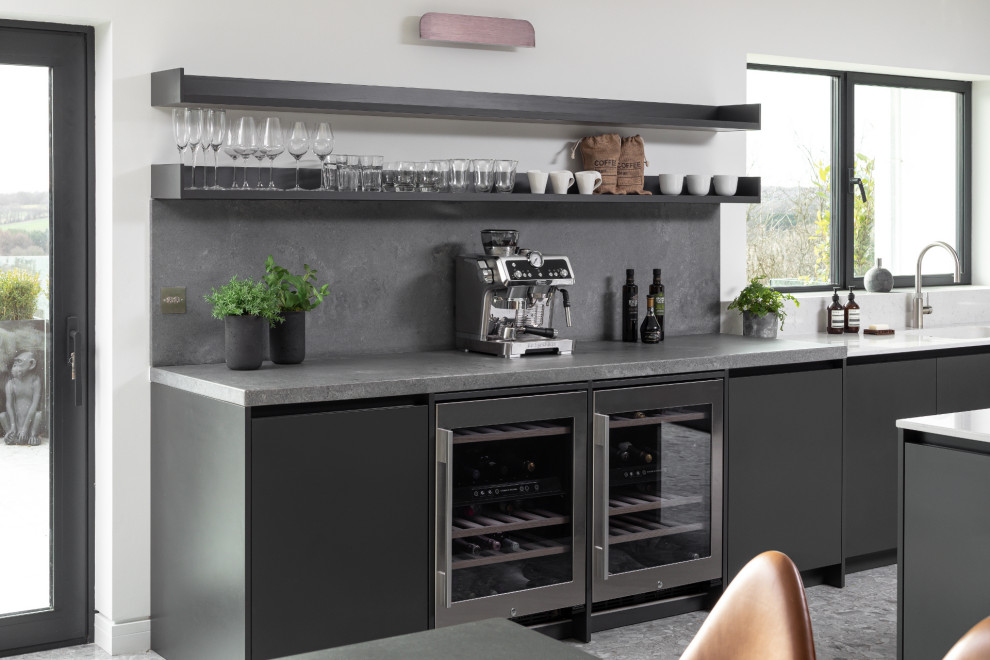 Gorgeous Graphite - Modern - Kitchen - Sussex - by Rencraft Ltd | Houzz