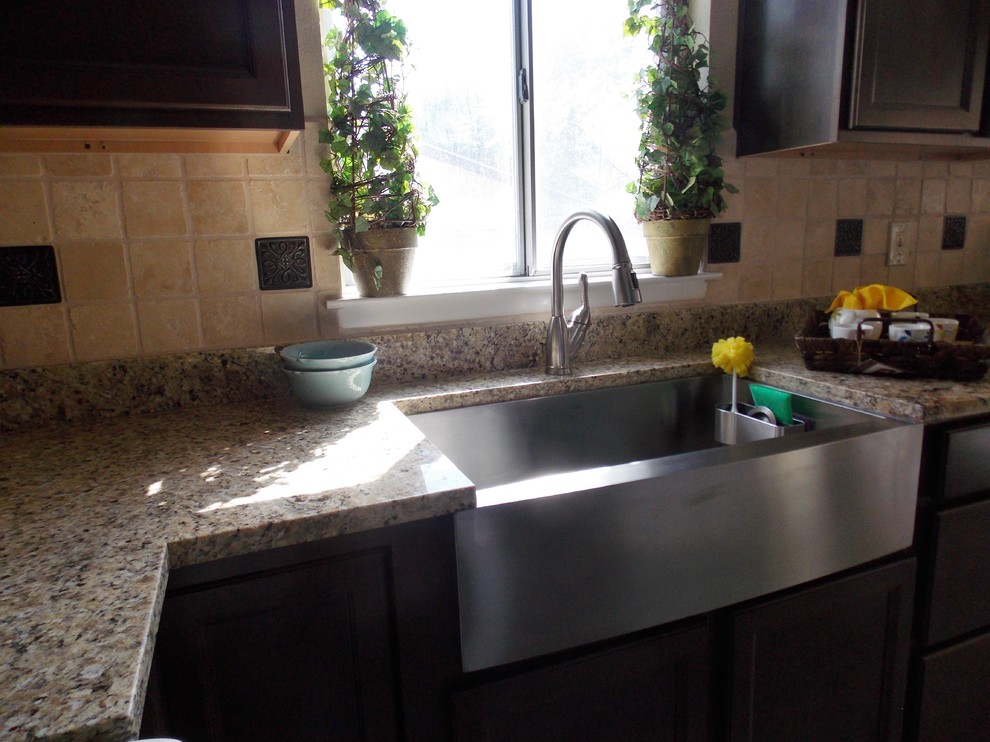 Granary - Traditional - Kitchen - Austin - by BRC Remodeling Group | Houzz