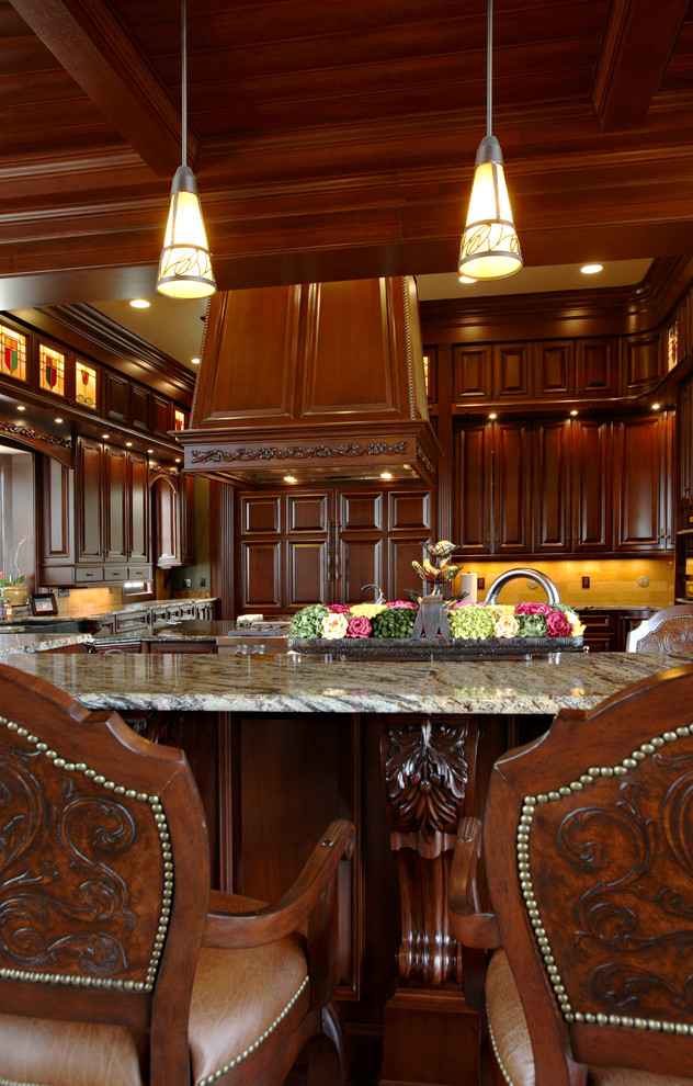 Grand Kitchen - Traditional - Kitchen - Cincinnati - by Keidel Supply ...