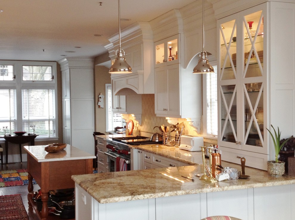 Grand Open Kitchen - Traditional - Kitchen - New York - by FitzPatrick ...